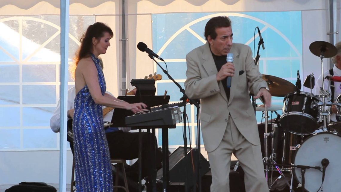 Johnny Petillo: One Man Who Does it All - Hooked On Everything